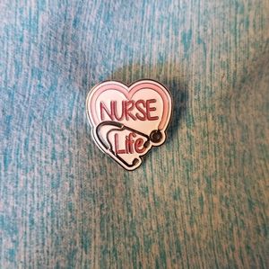 Pinmart | Jewelry | Nwt Nurse Life Heart Pin Stethoscope White Red ...